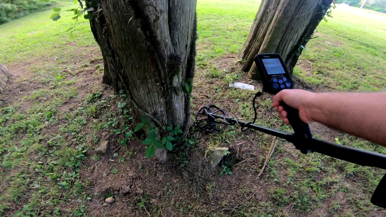 Metal Detecting: The Turkey Graveyard - YouTube
