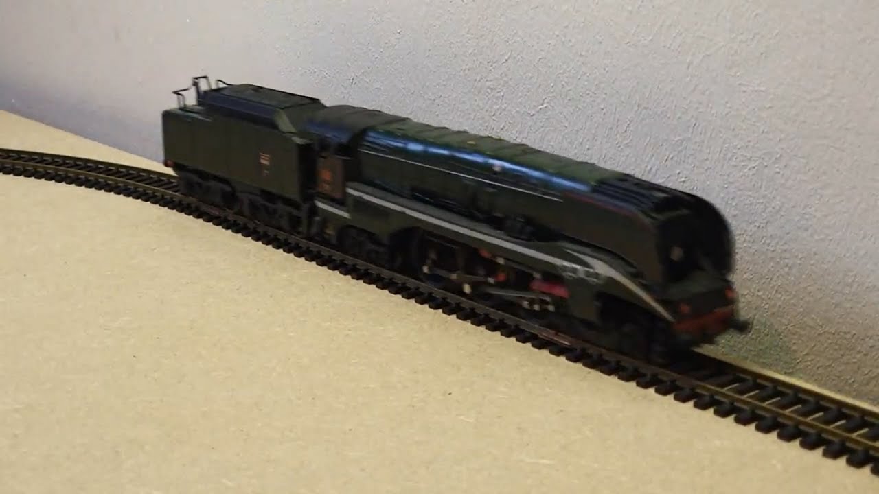 JOUEF REF 8249 ECH HO LOCOMOTIVE VAPEUR 232 SNCF U1 TENDER 36B6 - YouTube