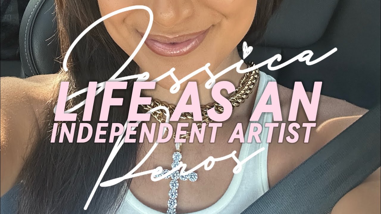 THE FIRST SPOTLIGHT ARTIST SHOWCASE - YouTube