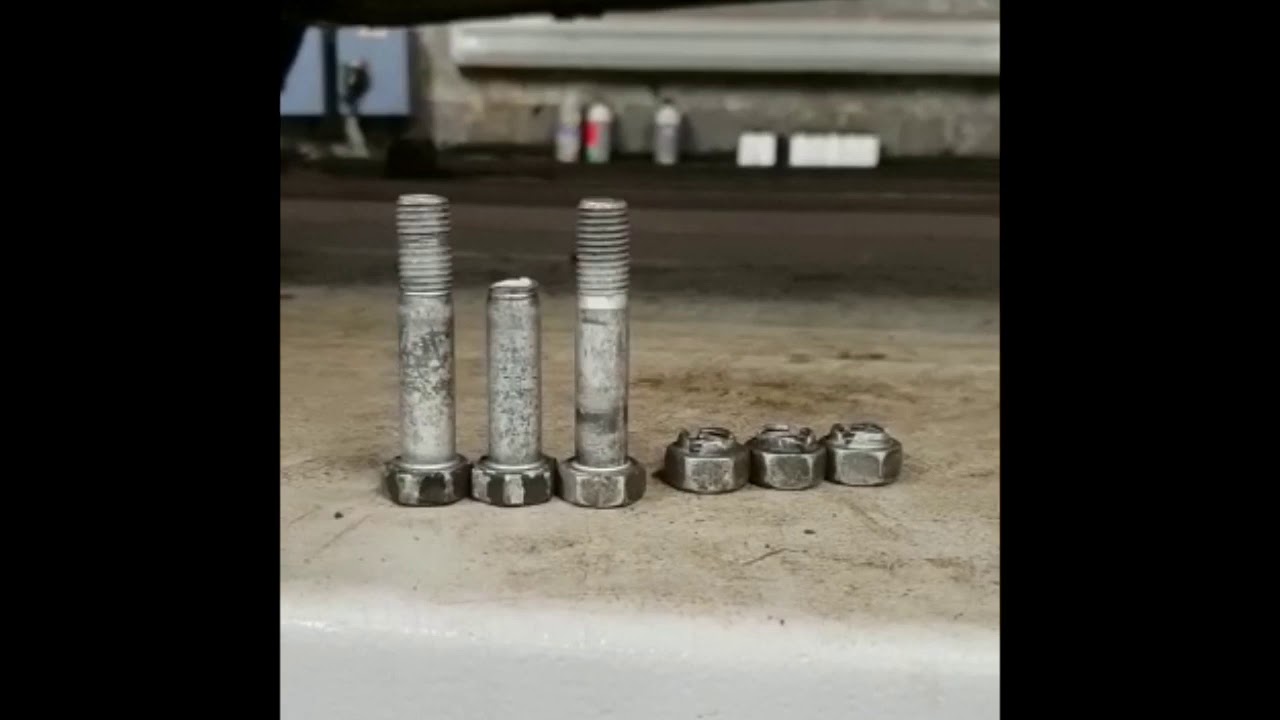 BMW loose prop shaft propshaft after clutch changed - YouTube