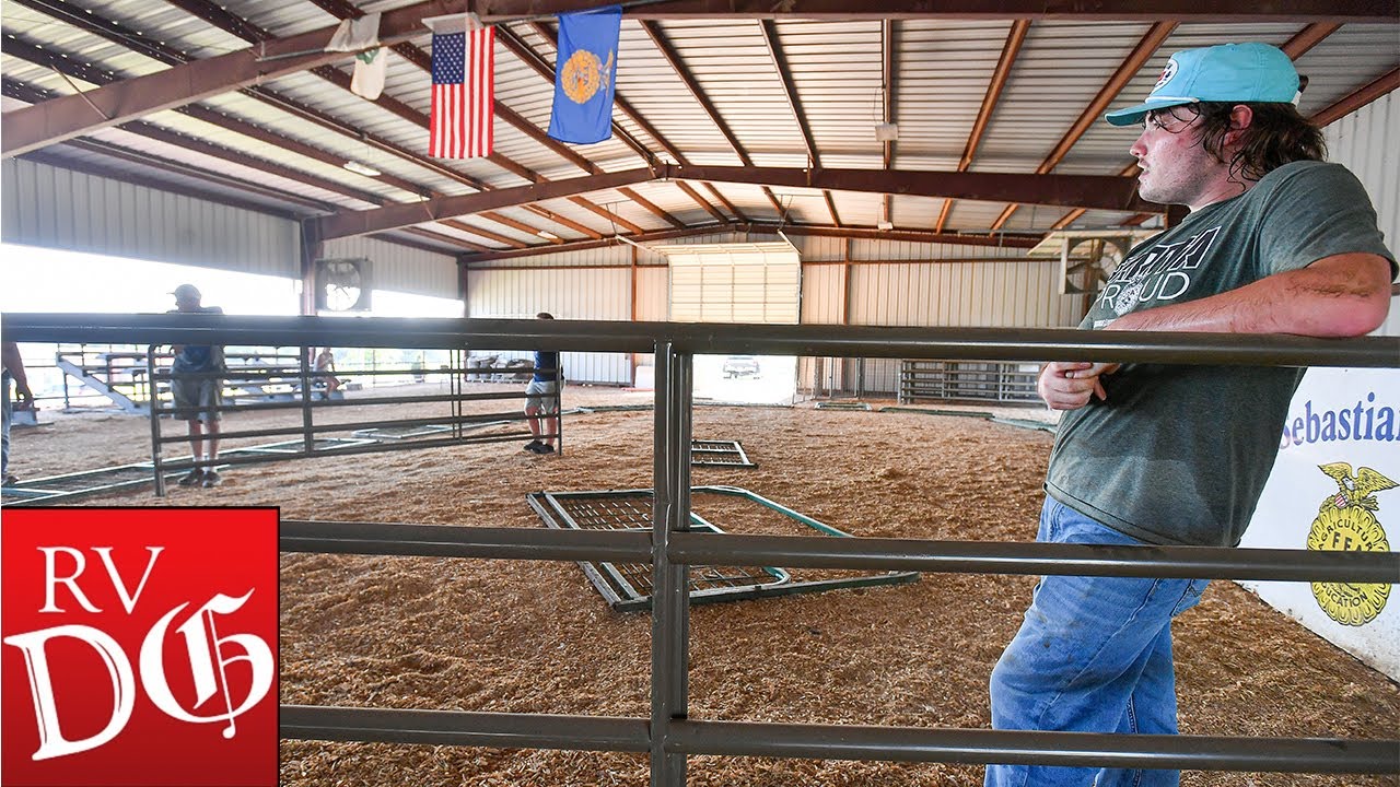 Organizers, exhibitors set up for the Sebastian County Fair and Rodeo ...