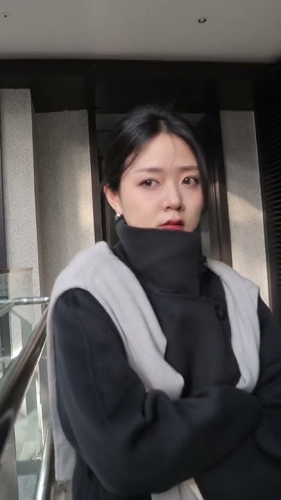 简单变个身嘿嘿美妆百万新星计划 浅变个装吧 同一件衣服化妆前后 Youtube