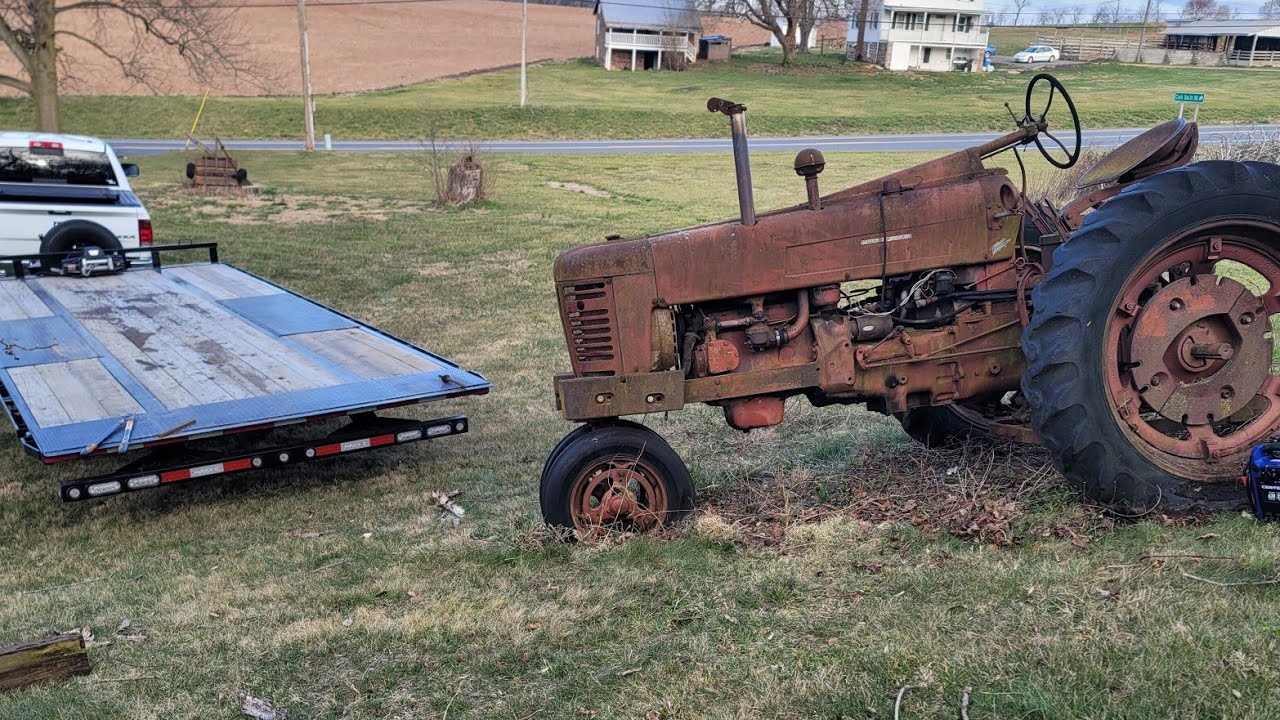 Bringing Home The $600 1955 Farmall 300! - YouTube