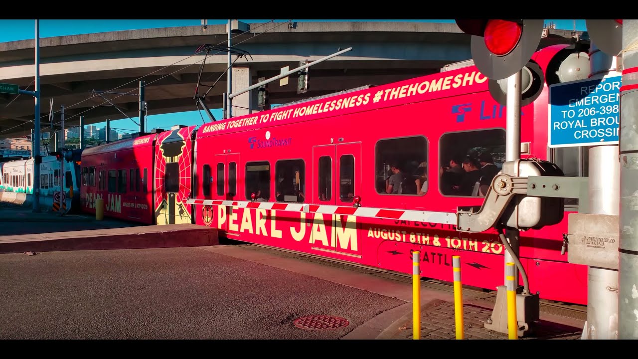 Pearl Jam Home Shows Seattle Washington - YouTube