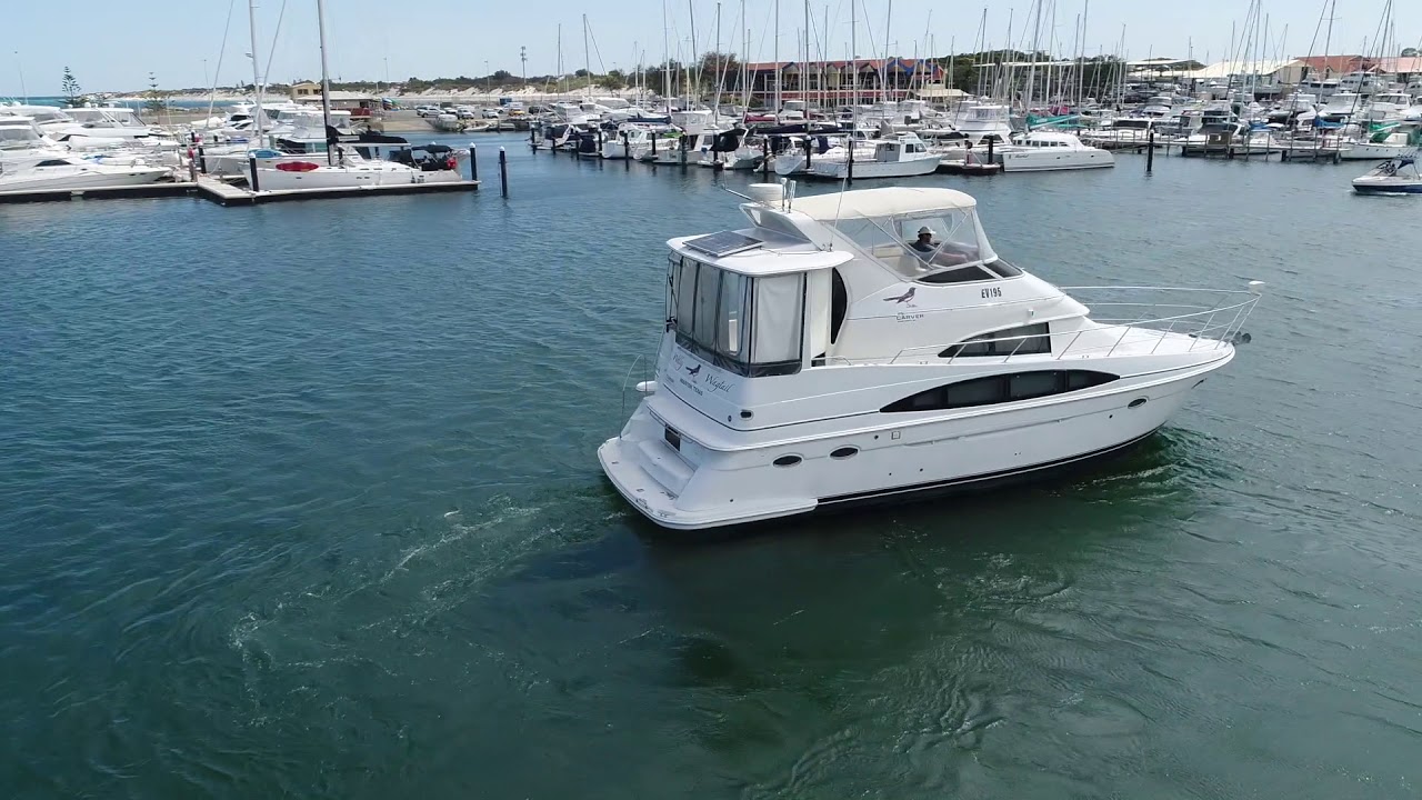 Carver 39'6 Willy Wagtail - YouTube