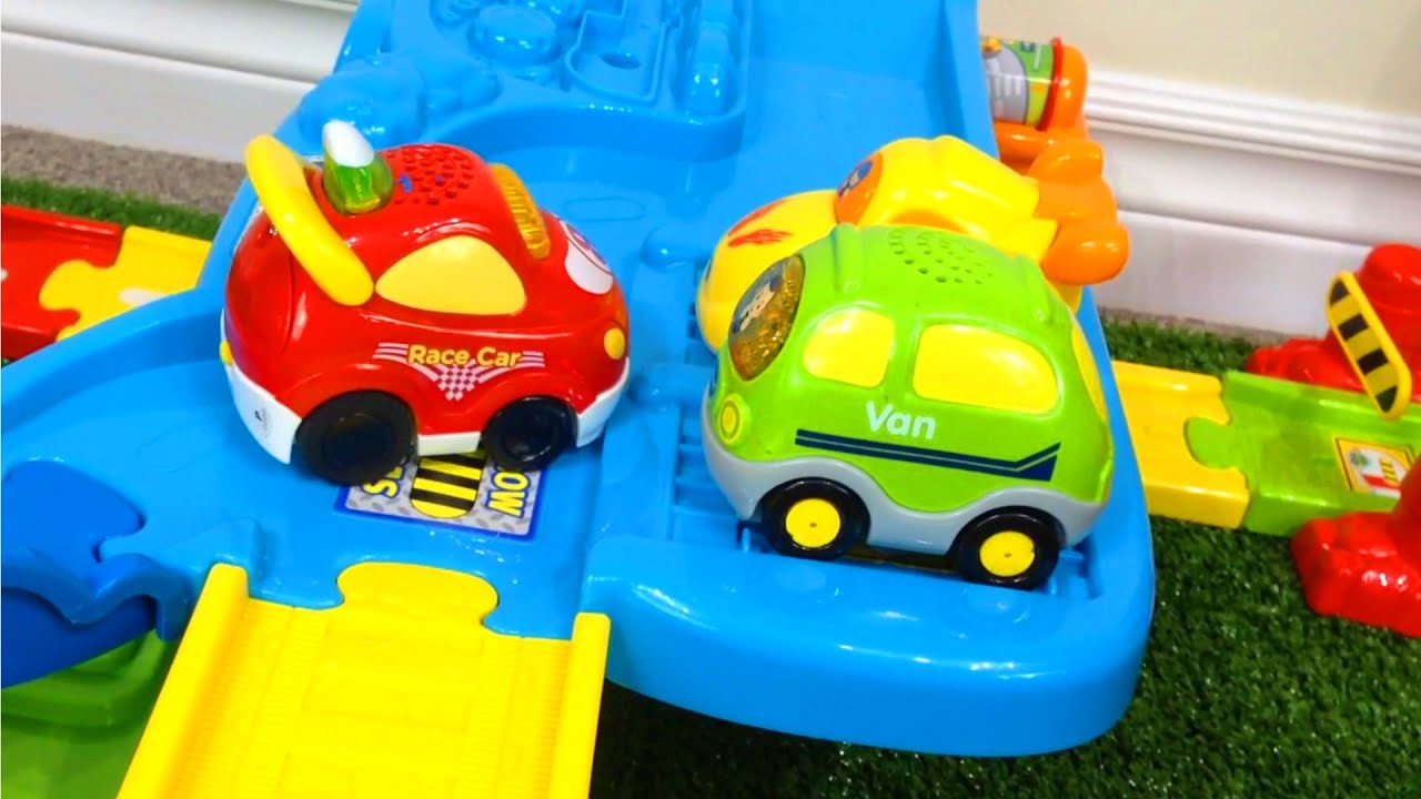 Smart Wheel City's Triple Trap! Vtech Go Go Smart Wheels Cars in Action ...