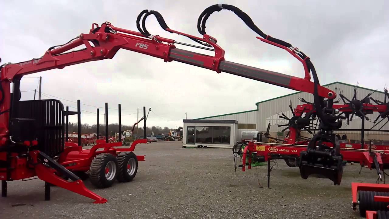 remorque forestière AGRIDUARTE RF16 et grue F85 - YouTube