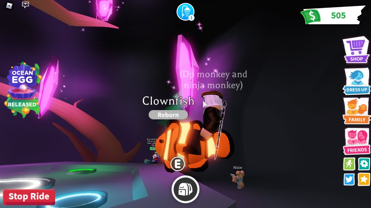 MAKING A NEON CLOWNFISH! (ADOPT ME) - YouTube