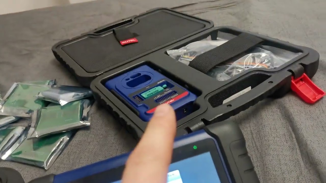 AUTEL 508. MaxiIM IM508 - YouTube