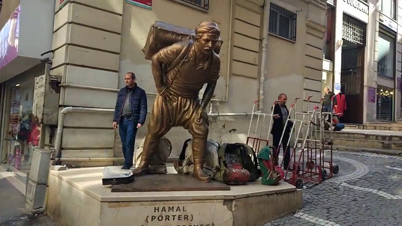 İstanbul Eminönü'nde Hamalların Toplanma Noktası - Hamal Porter - YouTube