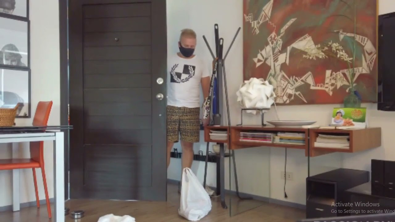 Drop my towel in front of delivery guy - YouTube