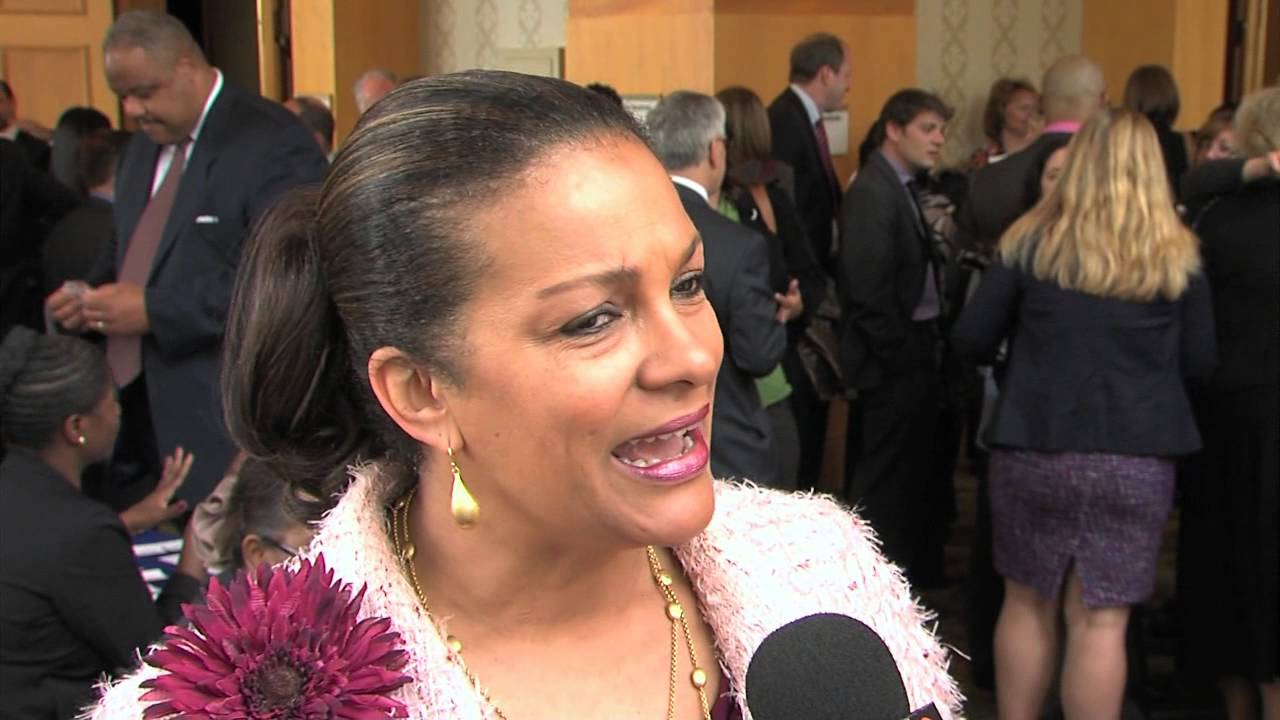 MCMMX CVC Awards Debbi Jarvis Nov 7, 2013 - YouTube