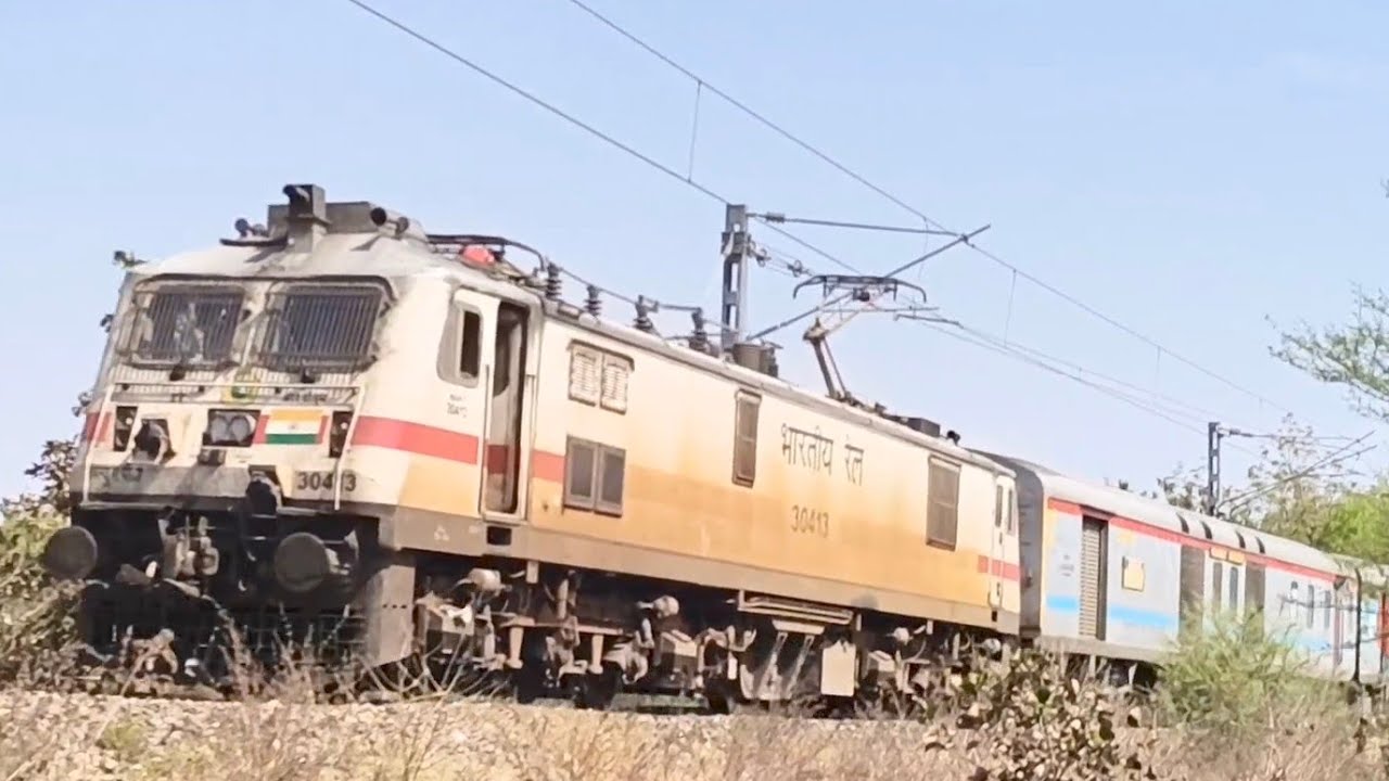 Back to back High Speed Express & Freight Train Action 😍 | INDIAN ...
