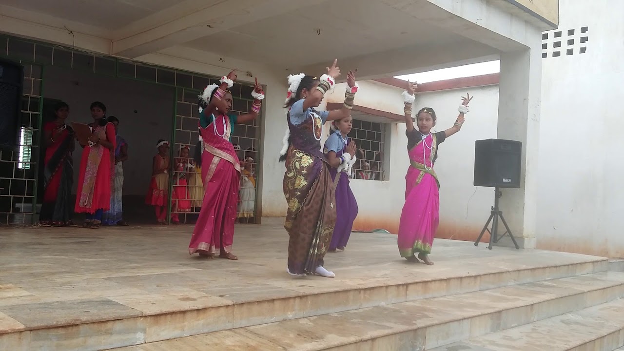 Dance practice A.V.m. school samri - YouTube