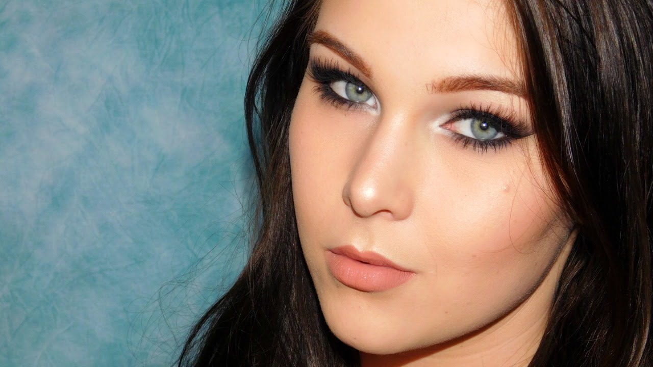 Classic Smokey Eye Makeup Tutorial Youtube