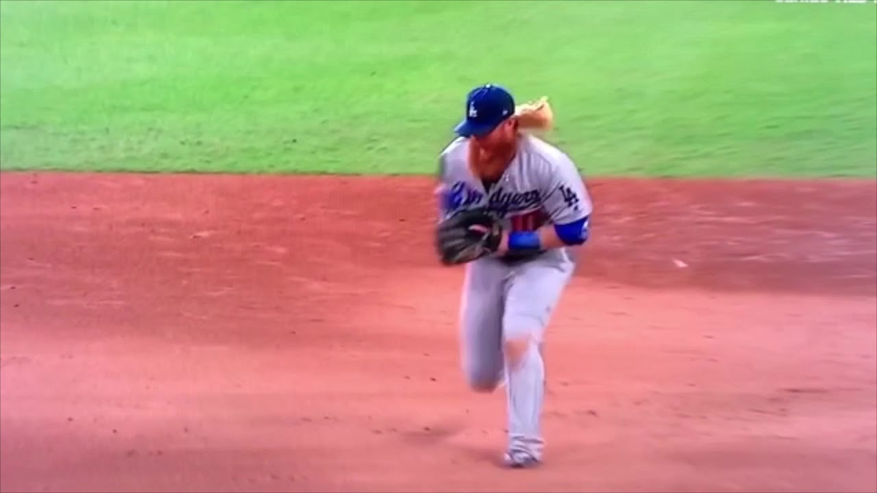 Third Base Drop Step - YouTube