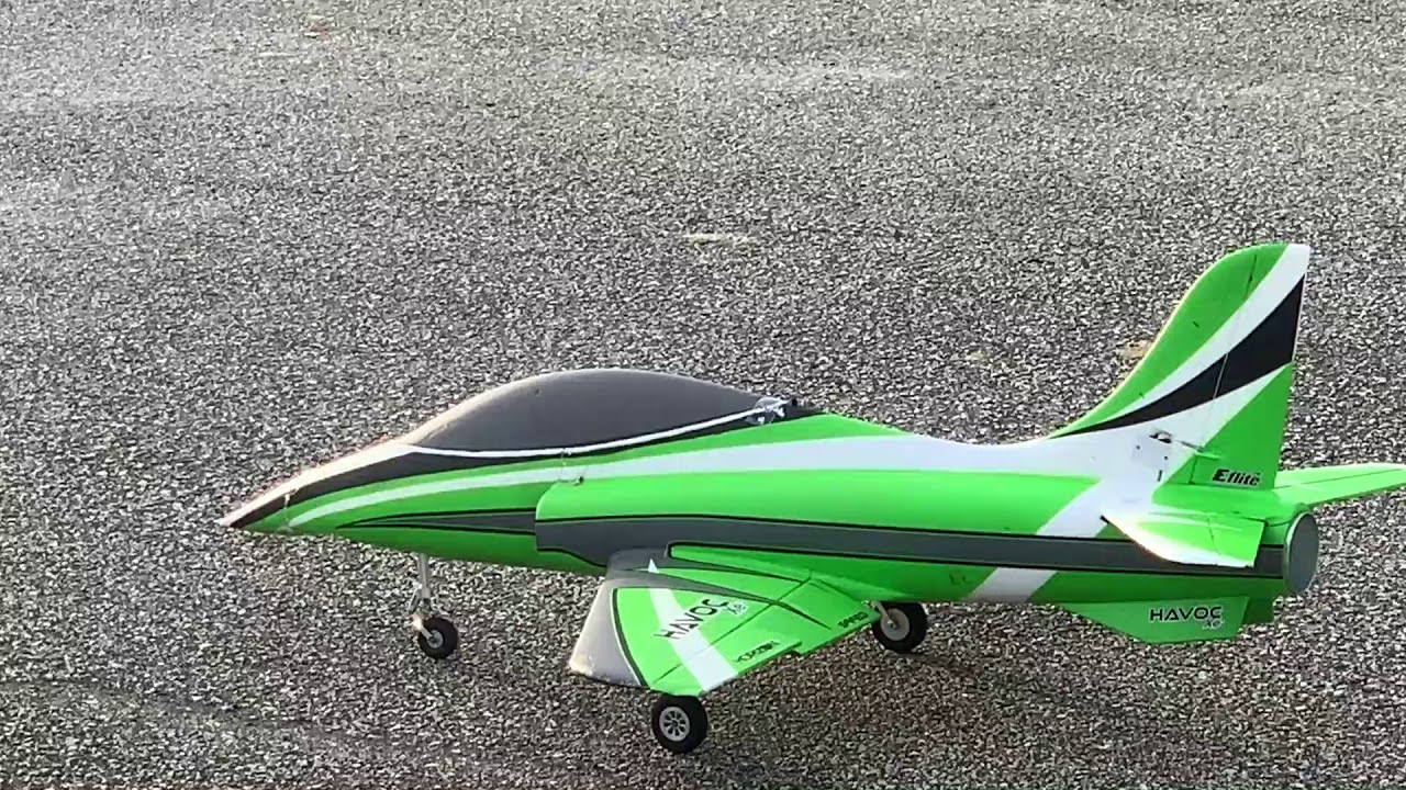 E-flite Havoc EDF Jet Record Low Flying - YouTube