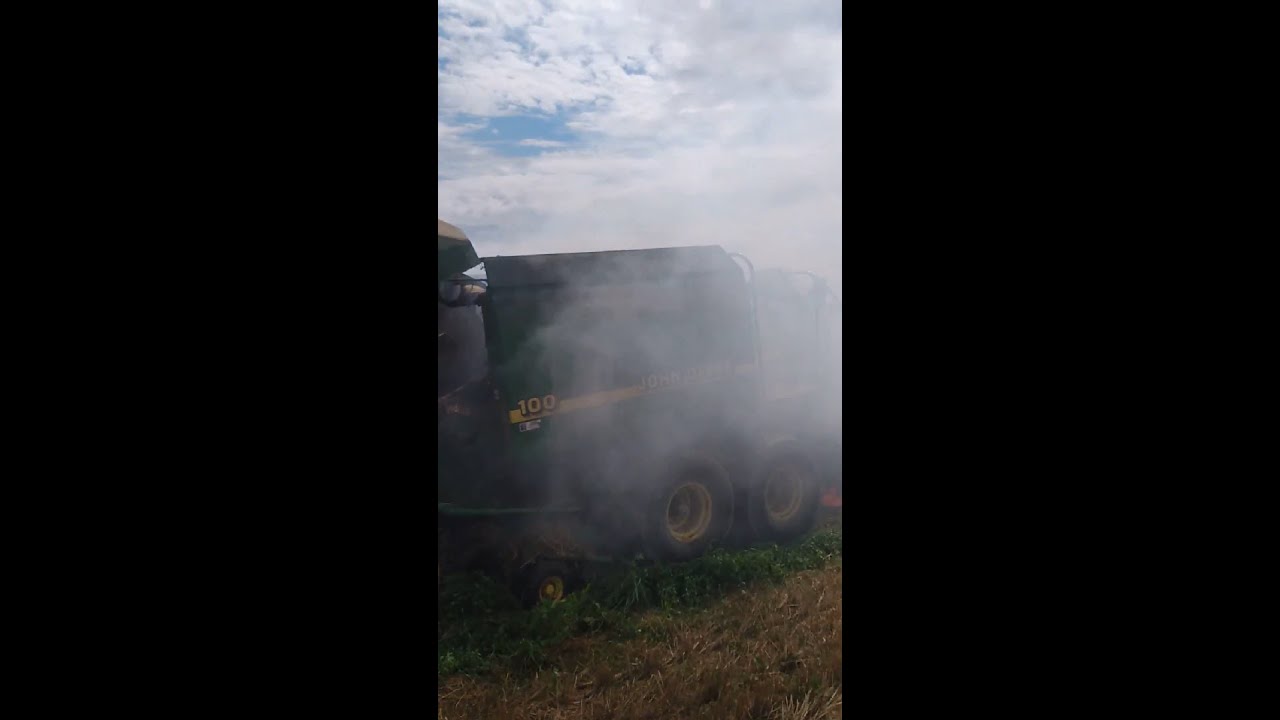 John Deere 100 Baler Caught On Fire - YouTube