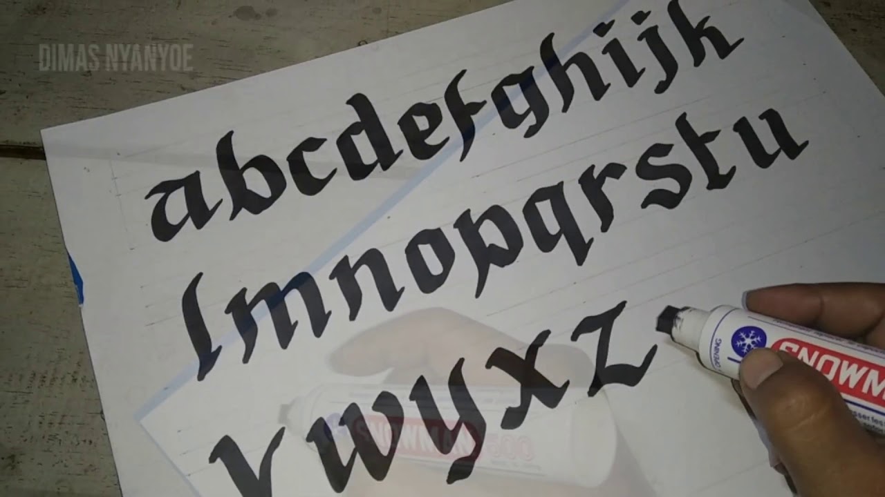 MENULIS ABJAD A-Z | #menulisindah #nyanyoemenulis #typography - YouTube