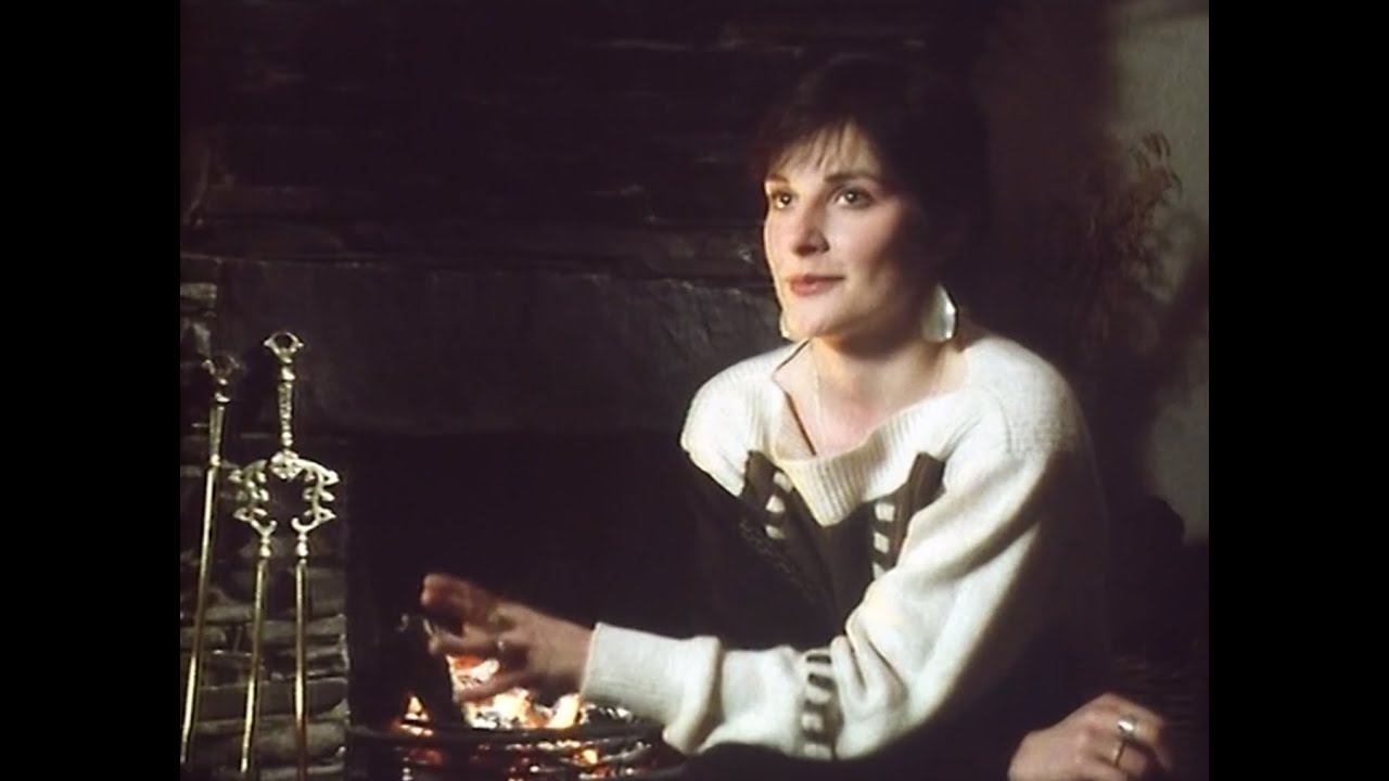 Enya - The Celts + HD interview clips #enyaatthebbc - YouTube
