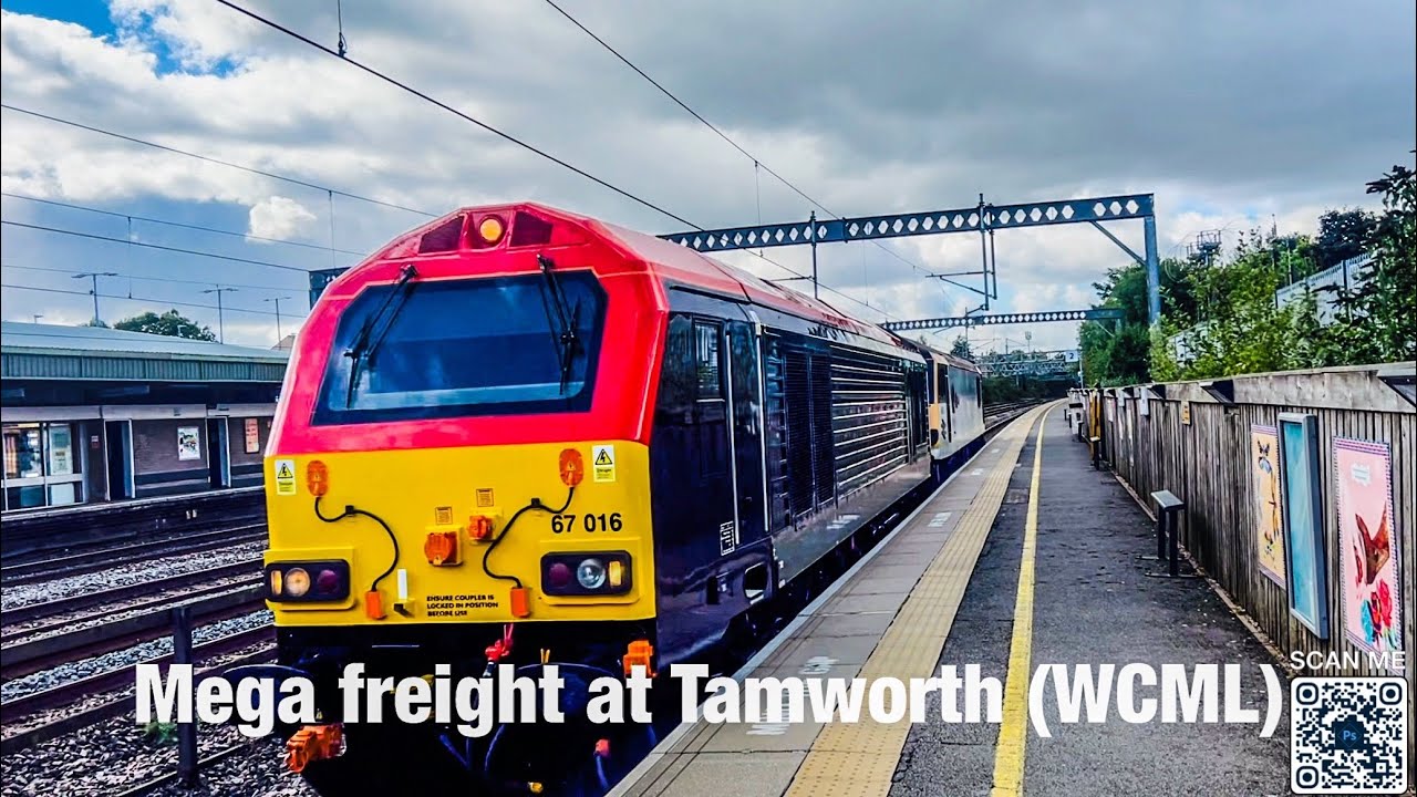 Mega freights and trains at Tamworth (class 67 class 92 class 43 class ...