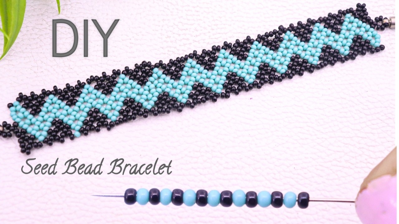 Twist and Turn: Zigzag Seed Bead Bracelet - YouTube