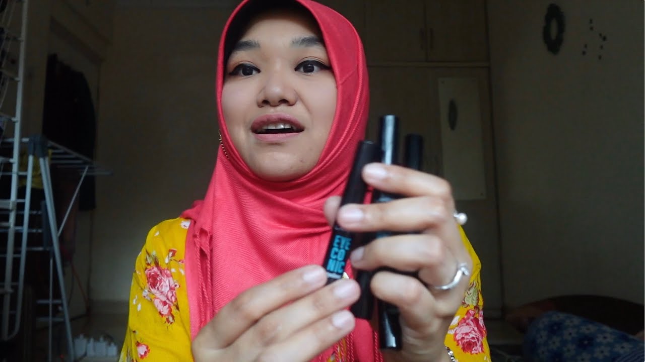 ASMR whisper/soft spoken - my eyeliner and kajal collections - YouTube