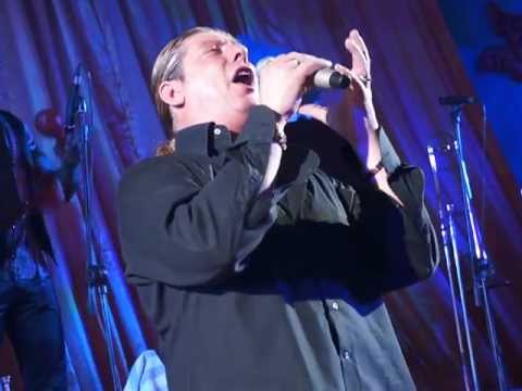 Orchestra Omar Codazzi - "Piove" - YouTube