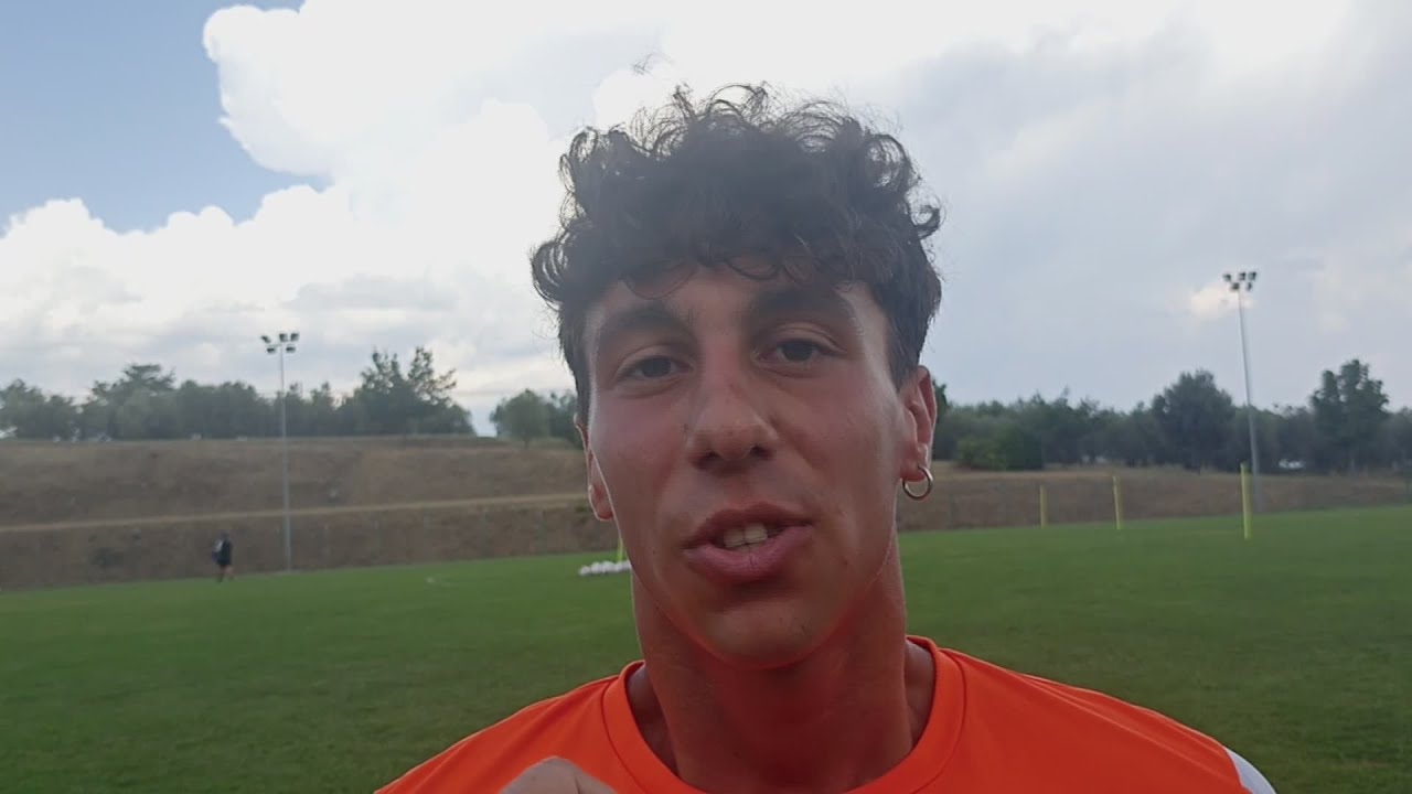 Stefoni, un'arma in più per Calori - YouTube