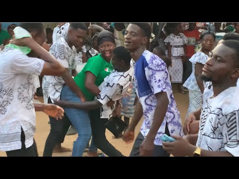 Highlife music📀🔥 . superb live band music. soloku dance display - YouTube