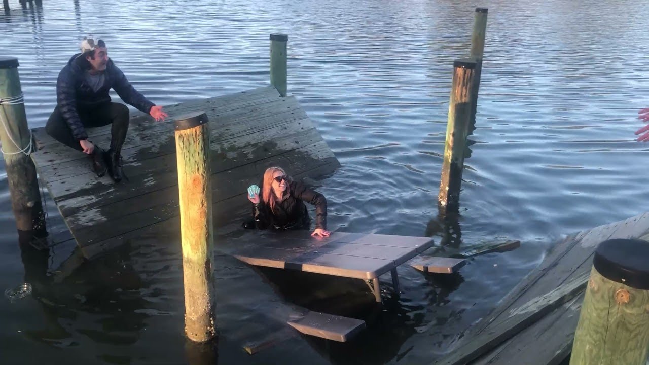 Dock Toss Fail || ViralHog - YouTube