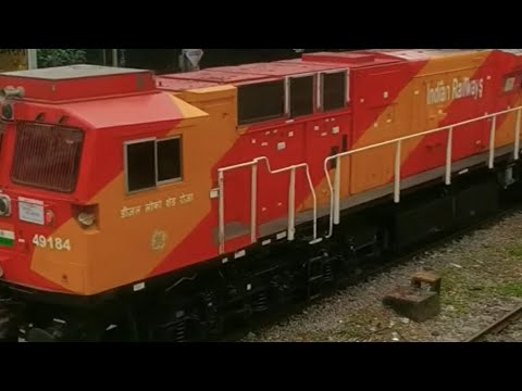 indian railways train locomotive🇮🇳 Locopilot wdm4 diesel engine - YouTube