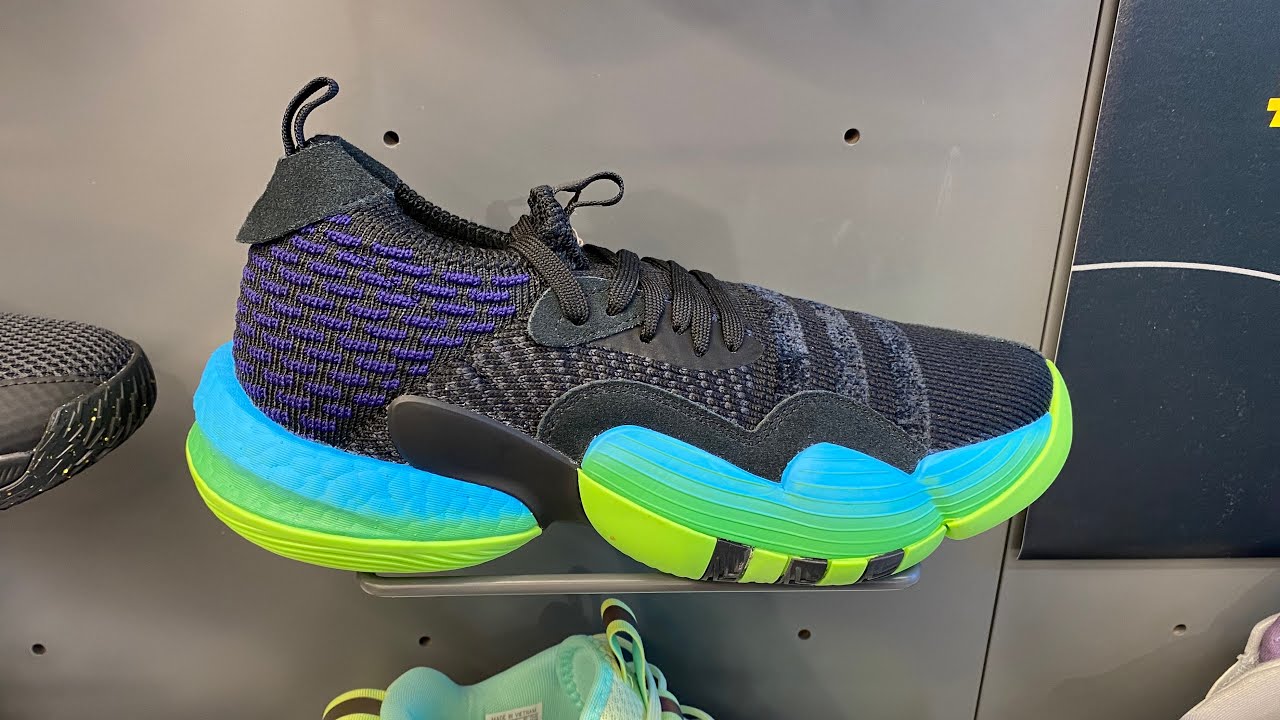 Adidas Trae Young 2 “Trae-tlien” (Core Black/Core Black/Team Solar ...