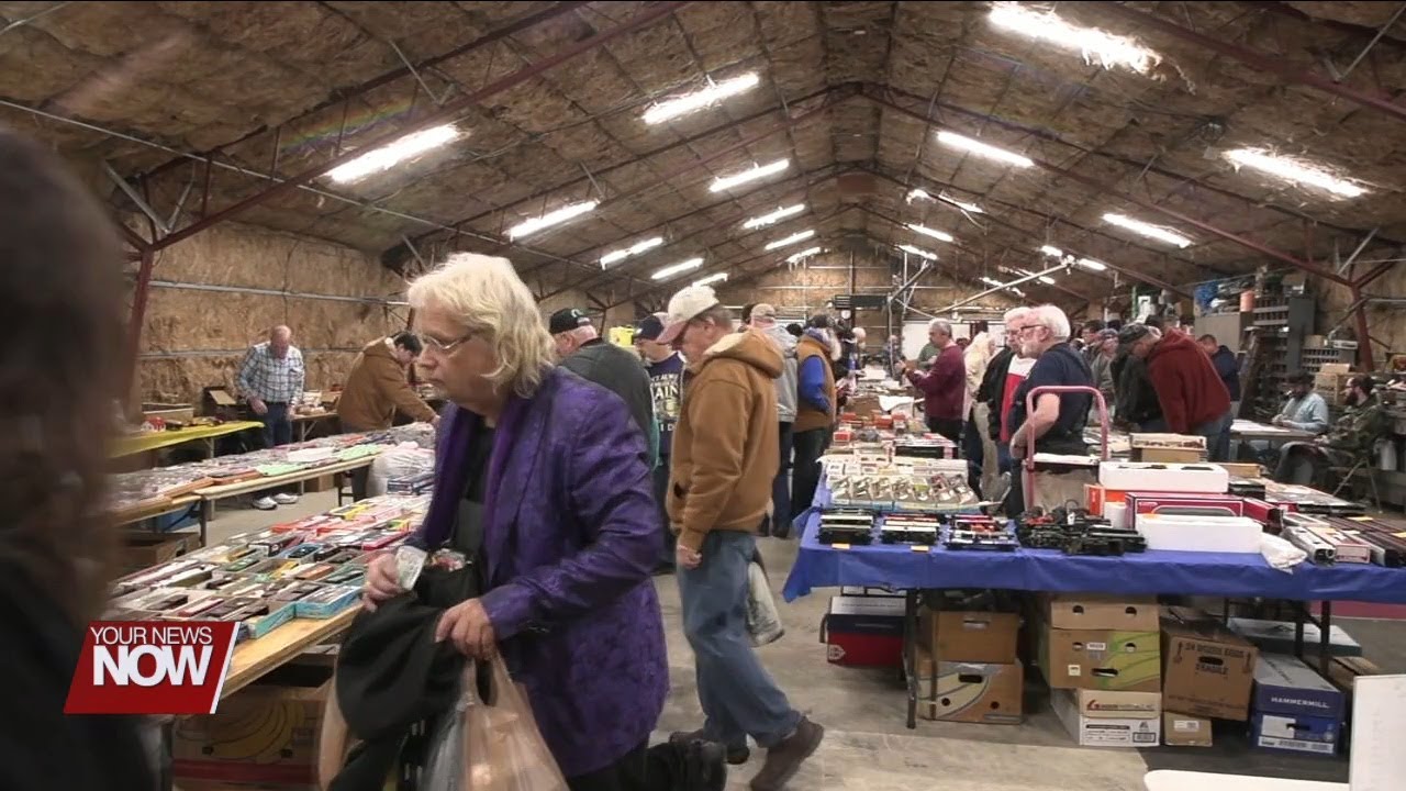 Northwest Ohio Railroad Preservation hosts Spring Train Show - YouTube