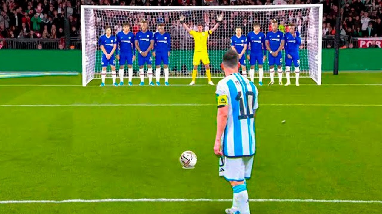 😱 Momentos que OCURREN 1 de CADA 100 BILLONES en el Fútbol 😨 - YouTube