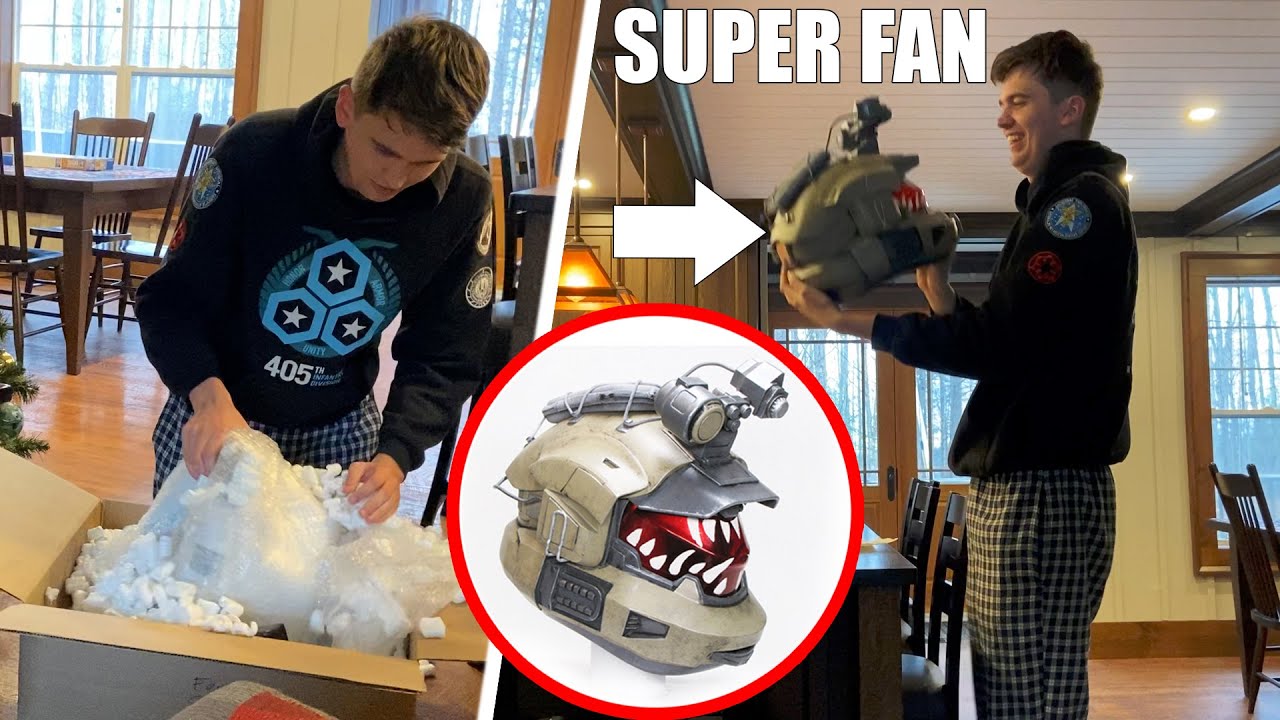 SURPRISING HALO FAN WITH CUSTOM HALO HELMET - YouTube
