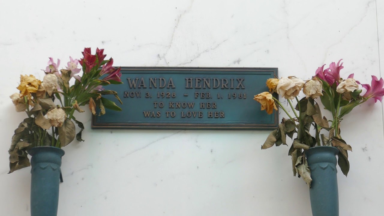 Actress Wanda Hendrix Grave Forest Lawn Hollywood Hills Los Angeles ...