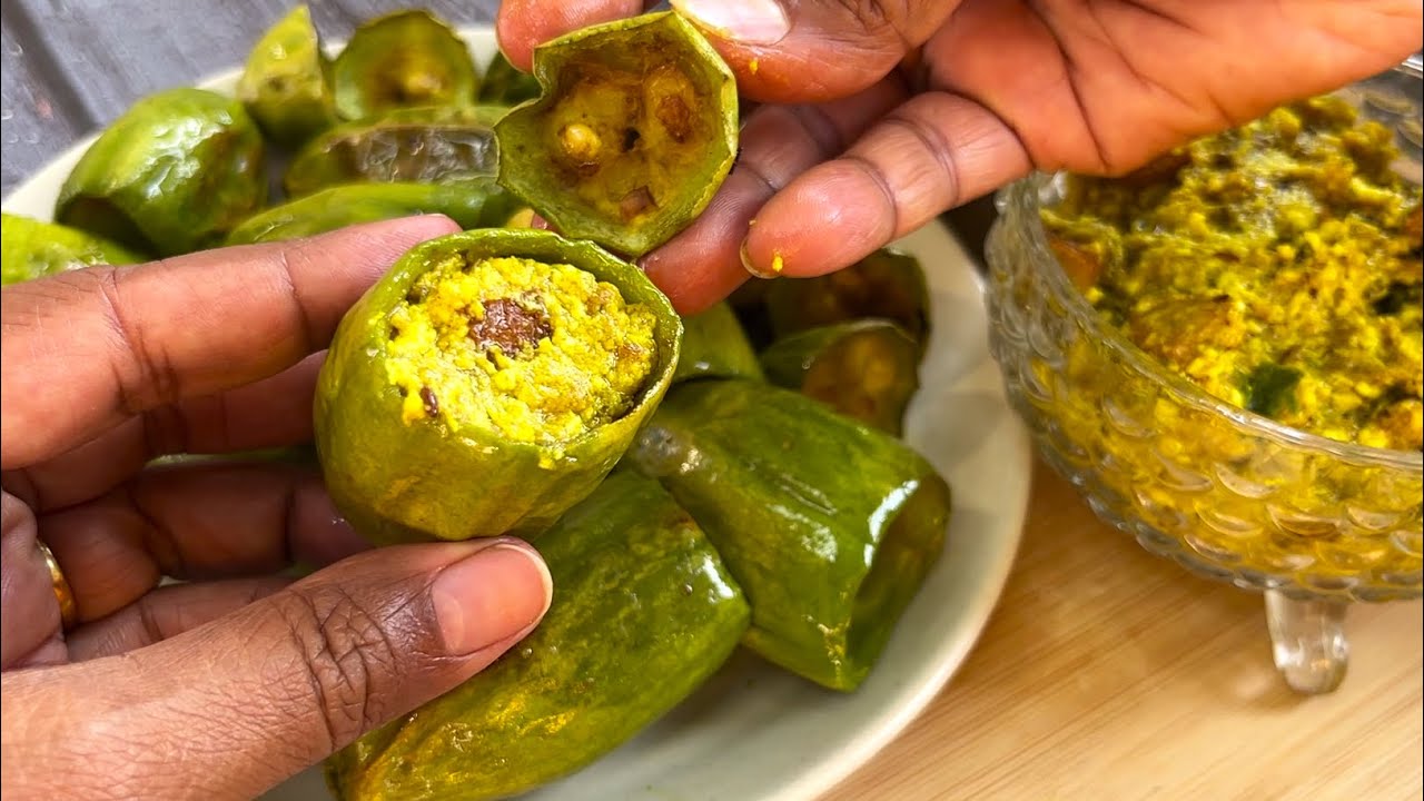 পটলের দোরমা | Potoler Dorma Recipe | Parwal Dorma | Stuffed Pointed ...