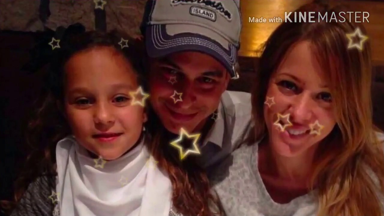 40s Ricky Contreras - YouTube