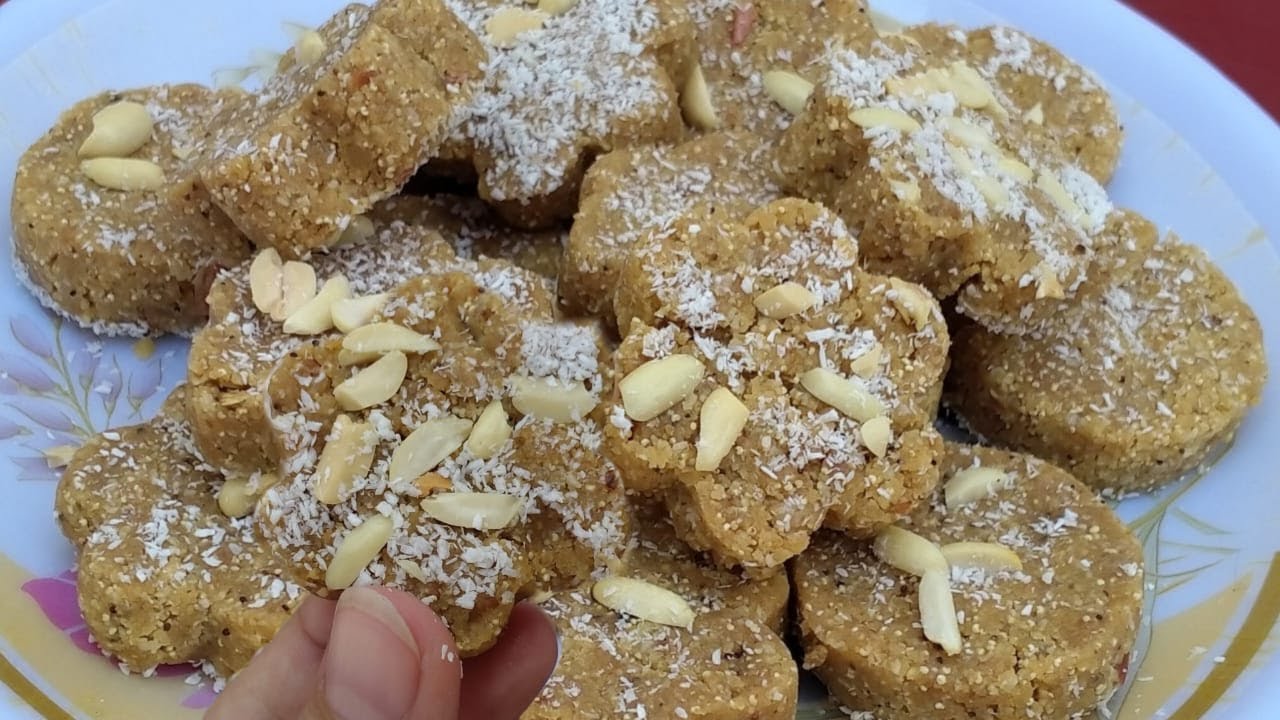 Quick and Easy Sohan Halwa Biscuits Recipe | Perfect Snack with Tea ...