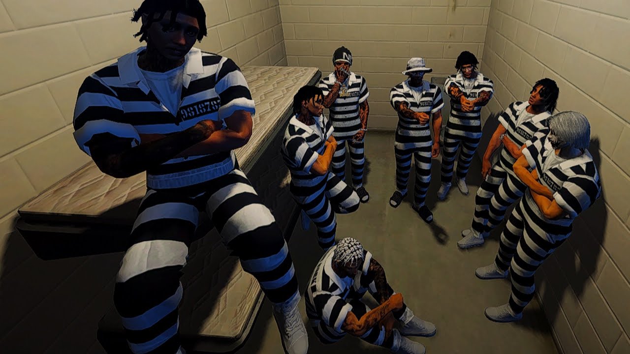GTA 5 RP: Surviving 24 Hours in Prison - YouTube