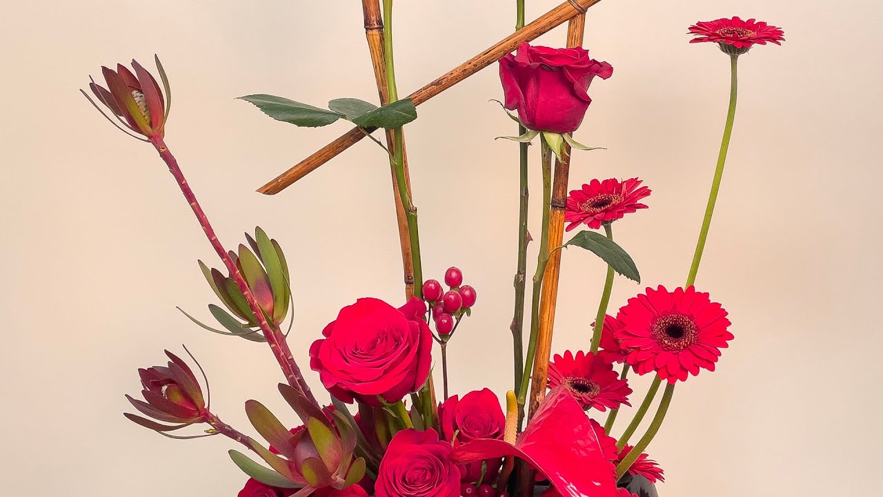 Creating Linear Floral Designs with Teacher Leanne - YouTube