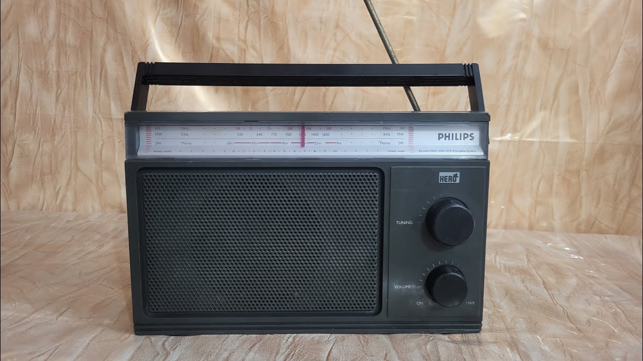 Philips### 3 band Radio model 15RL350 HERO FM,MW,SW 9828622958 - YouTube