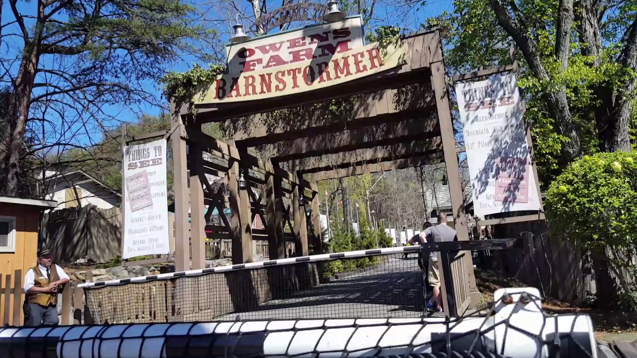 Dollywood Railroad Crossing #2, Pigeon Forge, TN! - YouTube