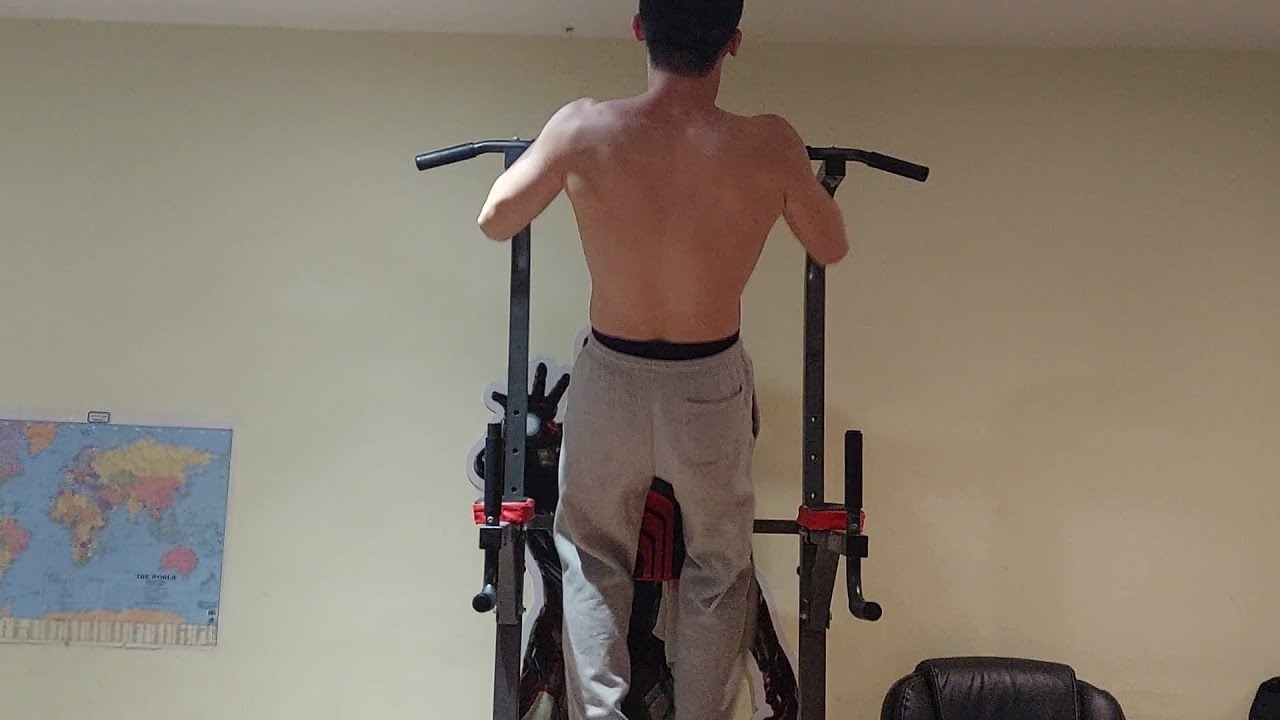 10 pull-ups every day | day 131 | explosive pull-ups - YouTube