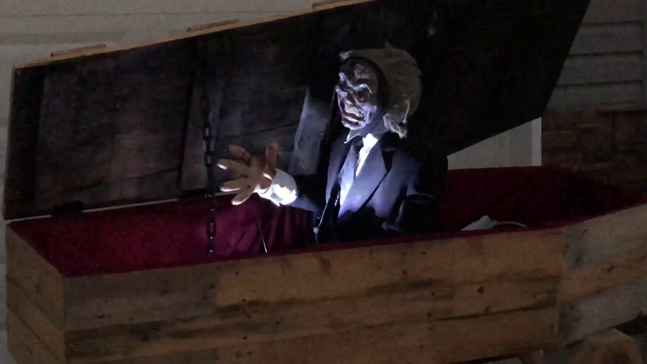 Animated Coffin the ultimate Halloween prop - YouTube