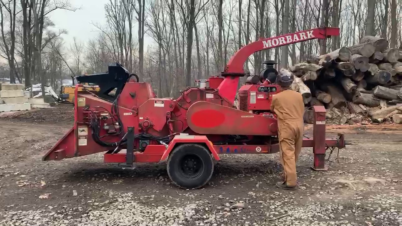 Morbark 2400XL - Stock 3145 - YouTube