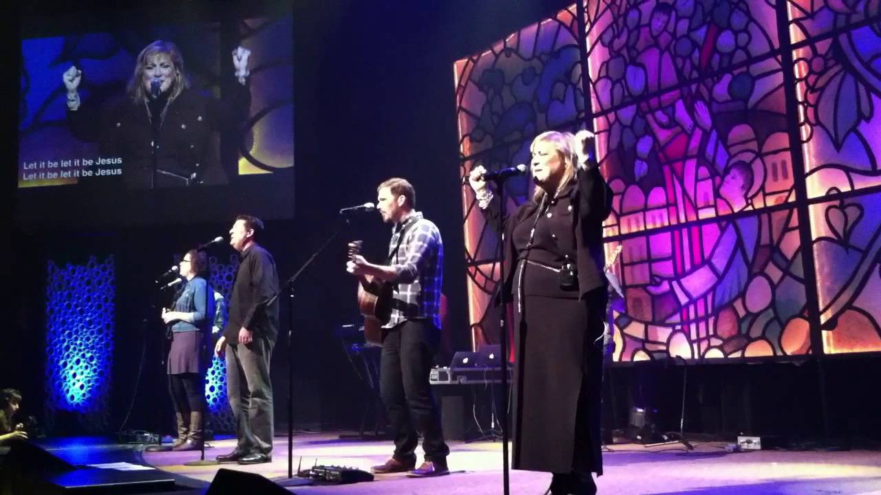 Beth Buchanon at Dogwood Church in Tyrone - YouTube