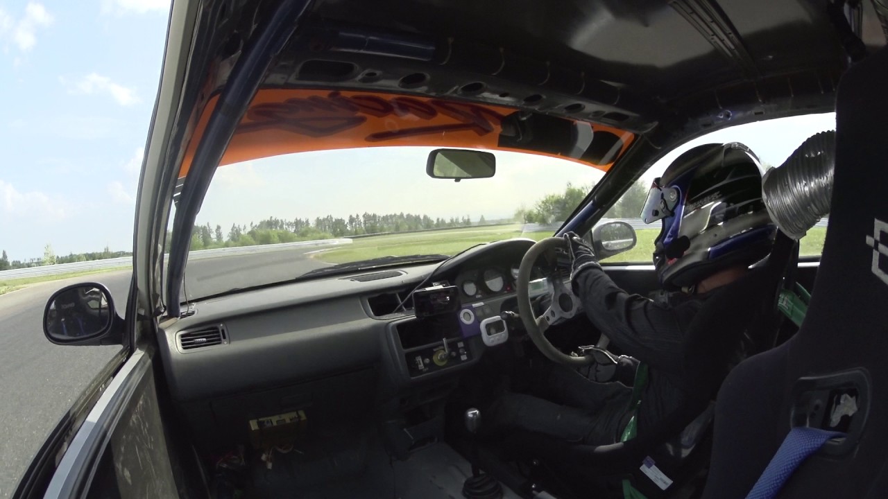 EG6 VS EK9 - YouTube