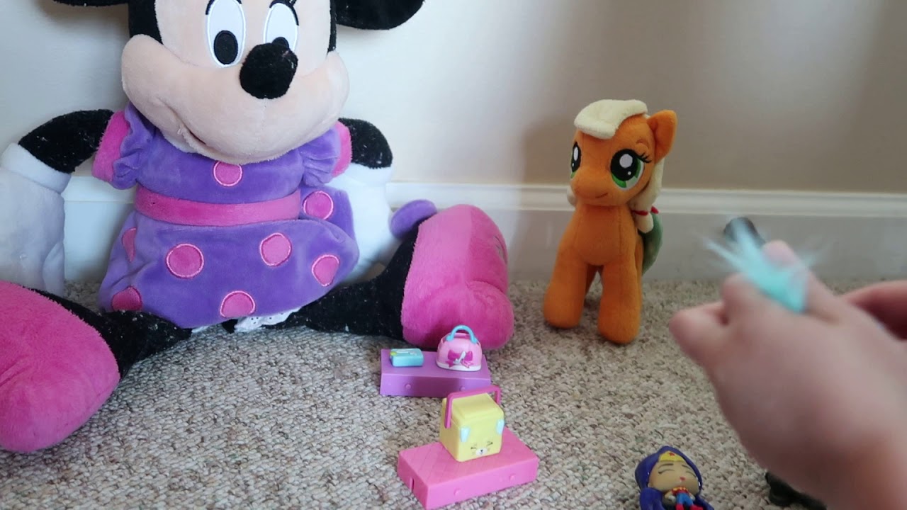 Playtime with FiFi - YouTube